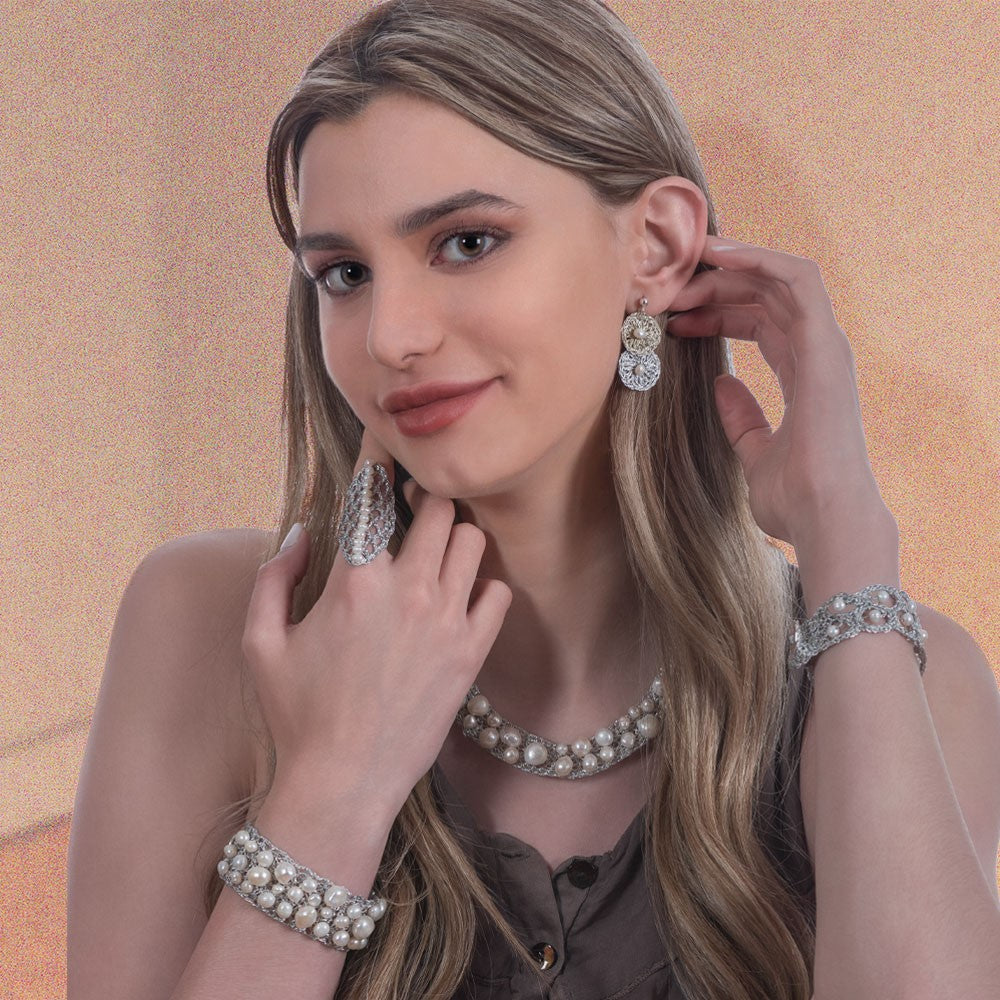 DHL EXPRESS FREE SHIPPING OVER 150