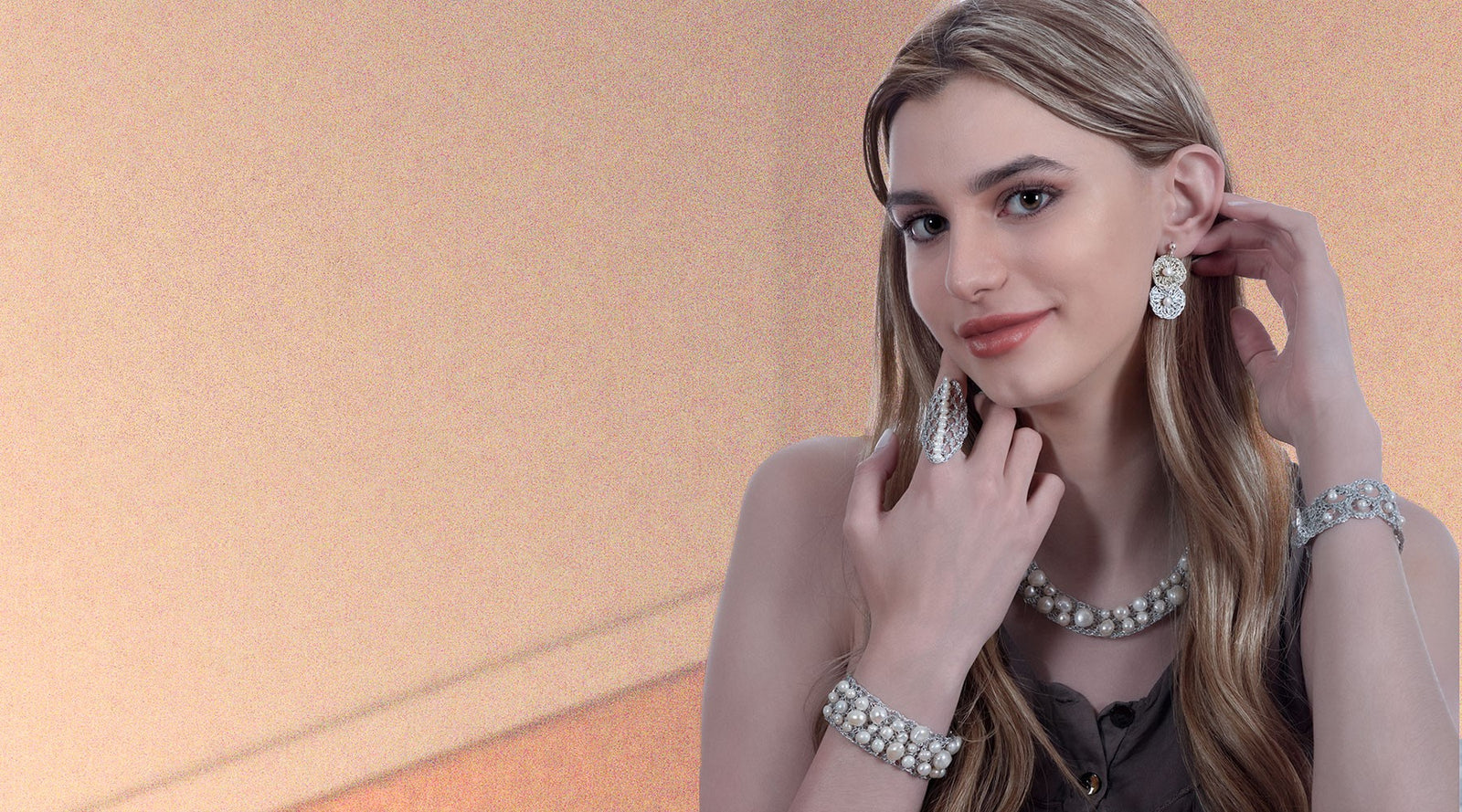 DHL EXPRESS FREE SHIPPING OVER 150